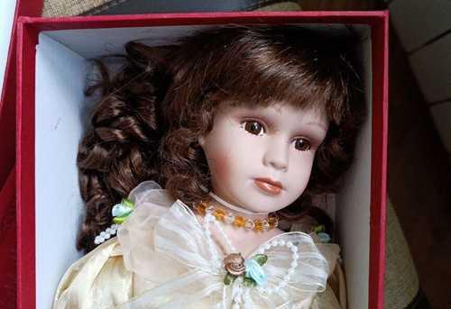 Коллекционна кукла Anna Bolein