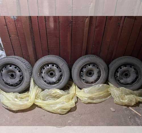 Зимние шины на дисках r15