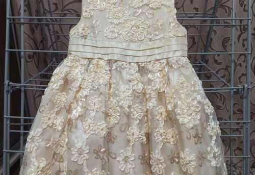 Платье нарядное на рост 104-110 см