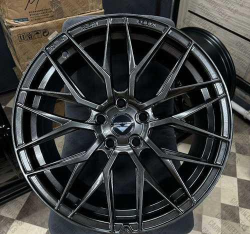 Новые диски Vorsteiner R18 5x114.3