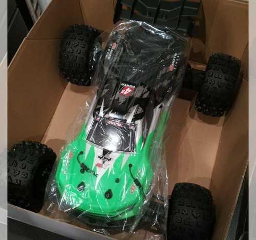 Корпус/корка arrma kraton 4s новая ARA402359