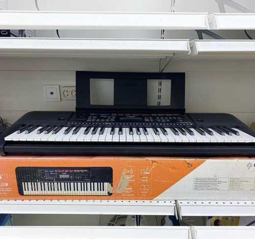 Синтезатор Yamaha psr e263