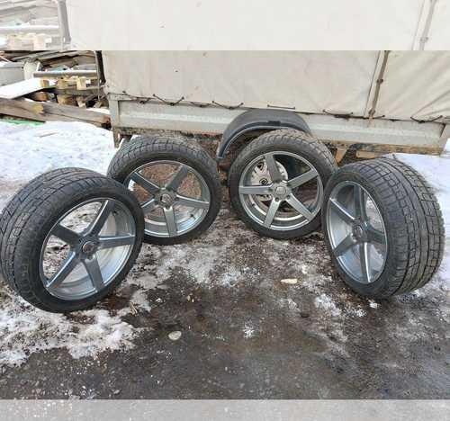 Продам диски с резиной 5 на 130 r20