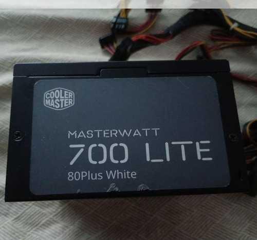 Блок питания 700w CoolerMaster