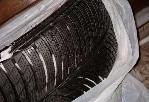 Michelin Pilot Alpin 5 265/40 R22