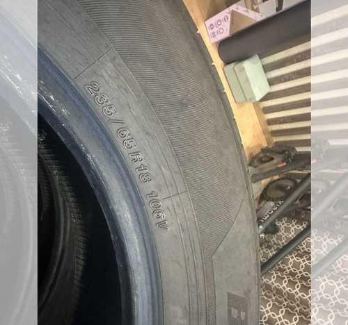 Yokohama BluEarth-XT AE61 235/65 R18 106H