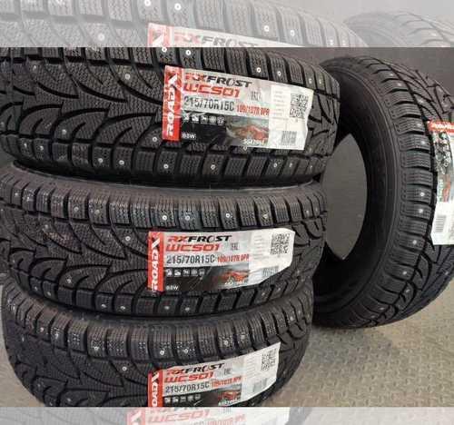 RoadX RX Frost WCS01 215/70 R15 107R