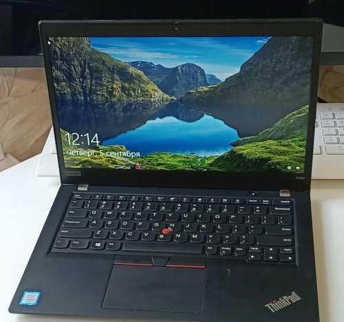 Thinkpad X390 i5/8/256