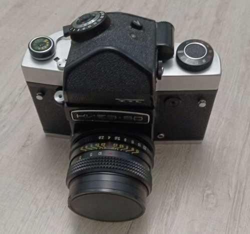 Плёночный фотоаппарат Киев 60 TTL