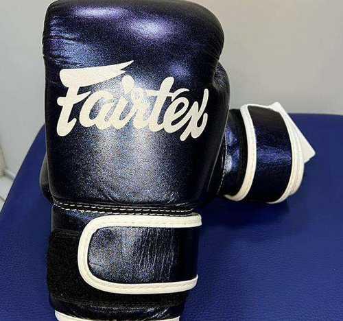 Перчатки для бокса Fairtex BGV 12 aura 8oz