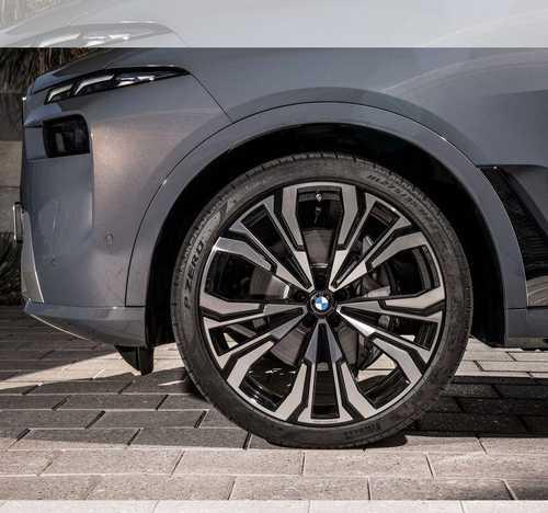 Р22 BMW кованные разноширокие