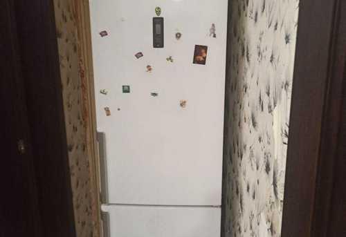 Холодильник бу, требуется ремонт. Пайка трубки