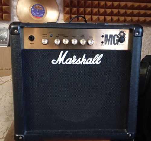 Комбоусилитель Marshall 15