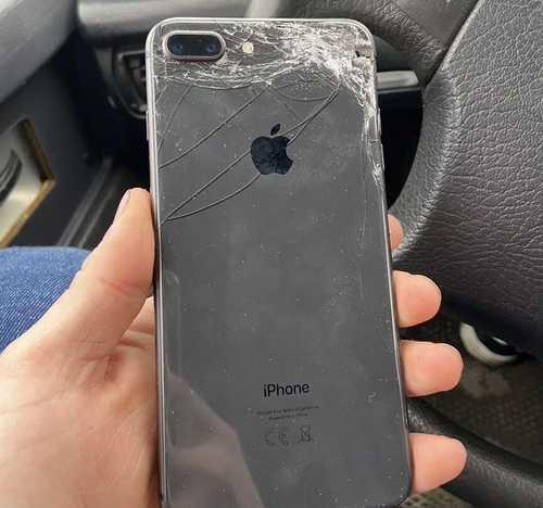 iPhone 8, 64 ГБ