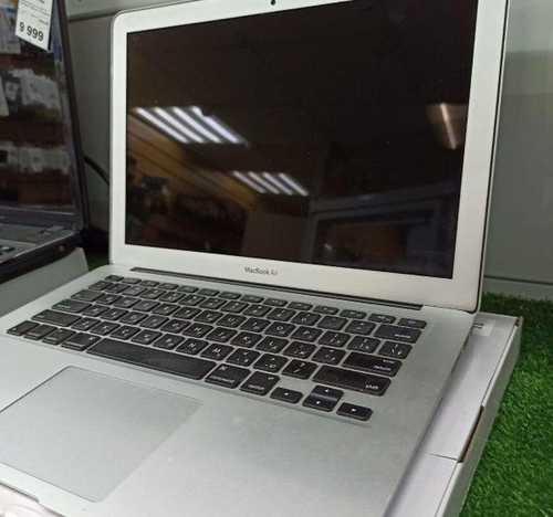 Ноутбук Apple MacBook air 13 (2012)