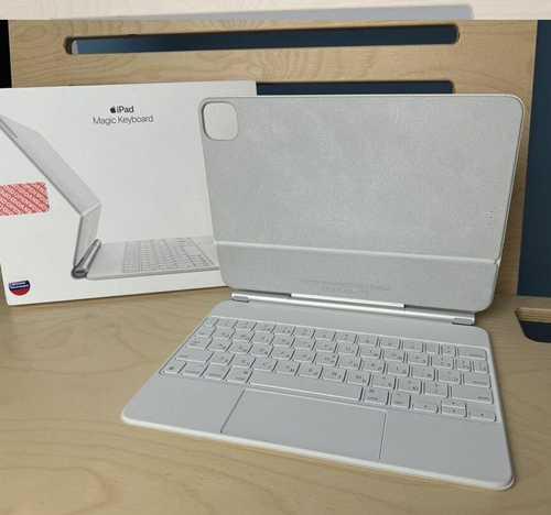 Apple Magic Keyboard для iPad Pro и Air 11