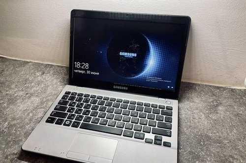 Классный Samsung 305U
