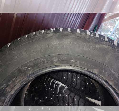 Nokian Tyres Hakkapeliitta 8 SUV 275/65 R18