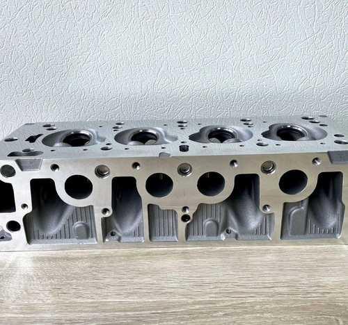 Головка Logan Renault 1.4/1.6 8 кл. новая b-5984
