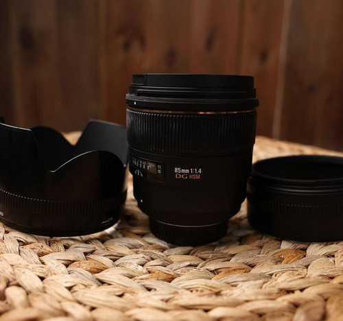 Sigma 85 mm F1.4 EX DG HSM, Nikon