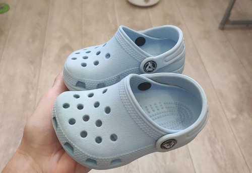 Сандалии детские crocs