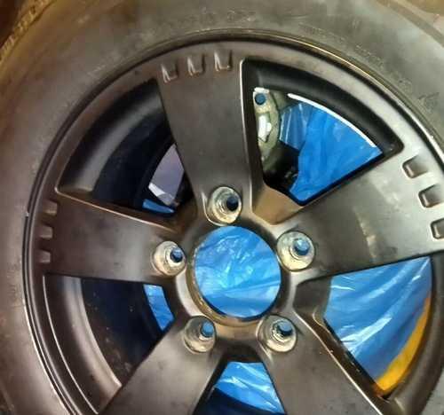 Bridgestone Blizzak Ice 215/65 R16 98S