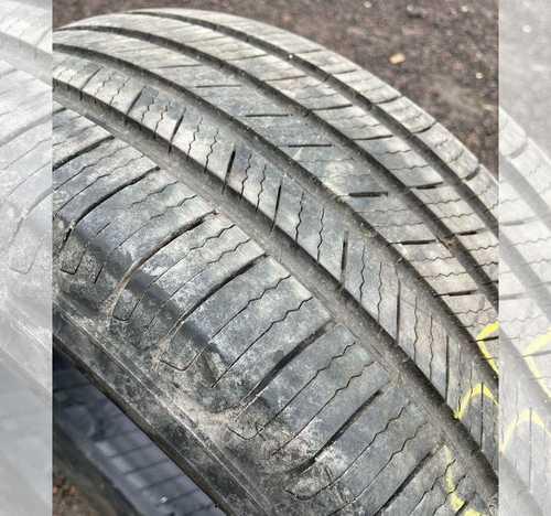 Michelin Defender 235/55 R17