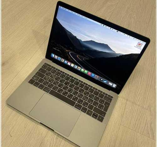 Apple macbook pro 13 2017 256