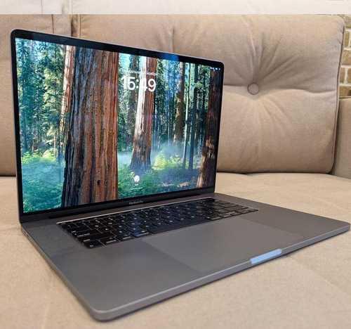 Macbook Pro 16 2019 i7/32/512 GB 5300M