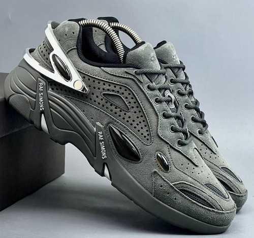 Adidas Cylon