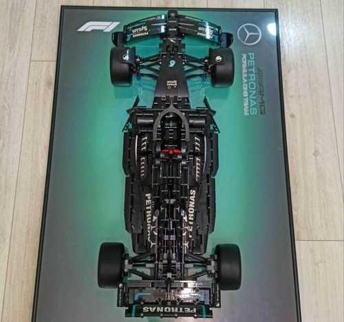 Lego technik Mercedes-AMG F1 W14