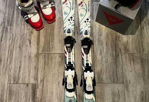 Горнолыжный комлект лыжи+ботинки+шлем