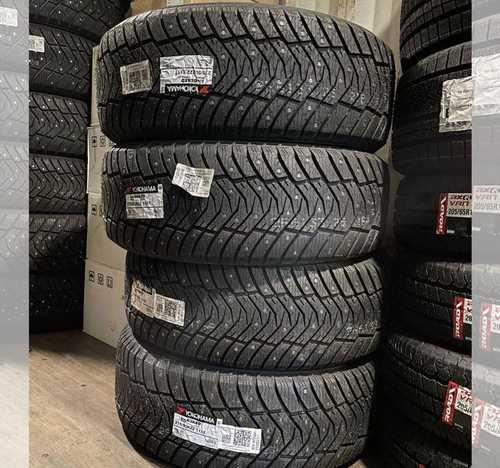 Yokohama Ice Guard IG65 275/50 R22 111T