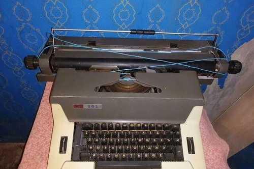 Пишущая машинка "Daro 202" Электро