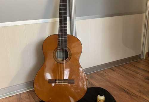 Классическая гитара yamaha c40