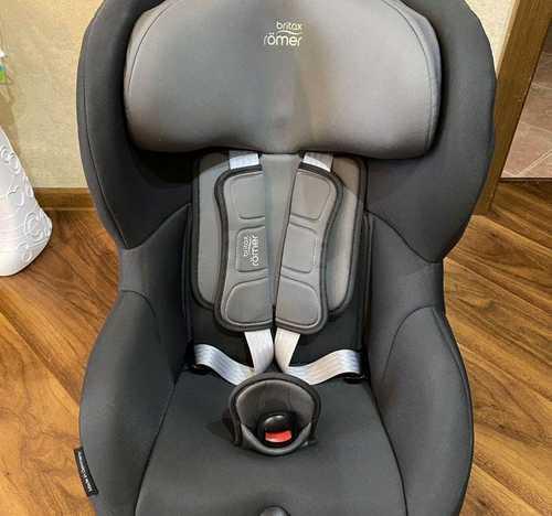 Автокресло Britax romer trifix2 i size с isofix