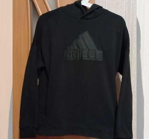 Толстовка adidas для мальчика, 152,б/у