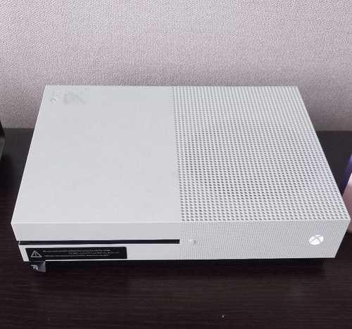 Xbox one s 1tb с дисководом