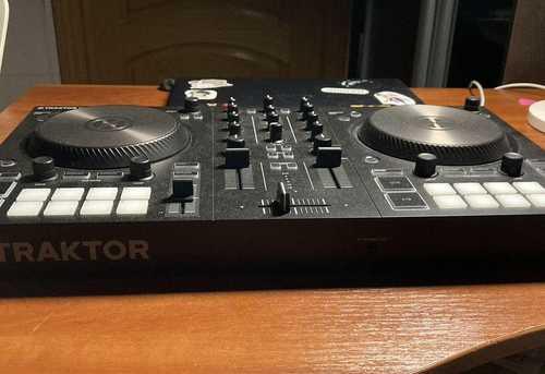 Dj контролер Native Instruments Traktor S2 MK3