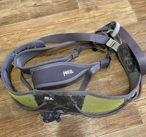 Страховочная система petzl corax