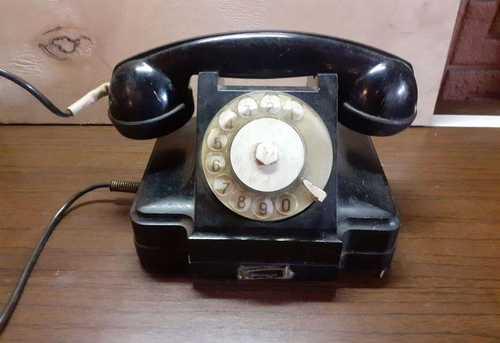 Дисковый телефон 1966 года