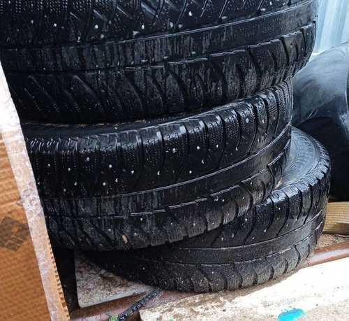Accelera X-Grip 4S 215/60 R16