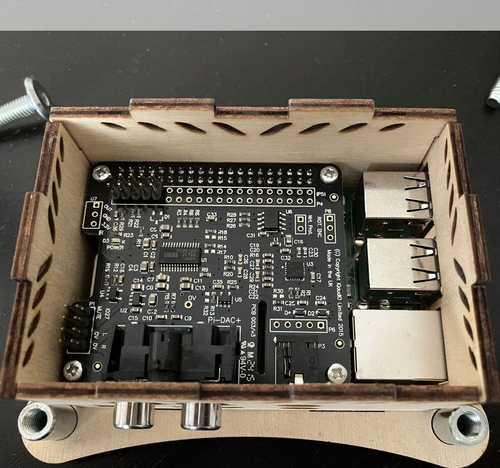 Raspberry Pi 2 Model B   Pi-DAC 