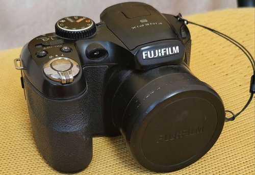 Компактный фотоаппарат fujifilm, как новая