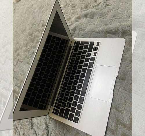 Apple macbook air 11 mid 2011