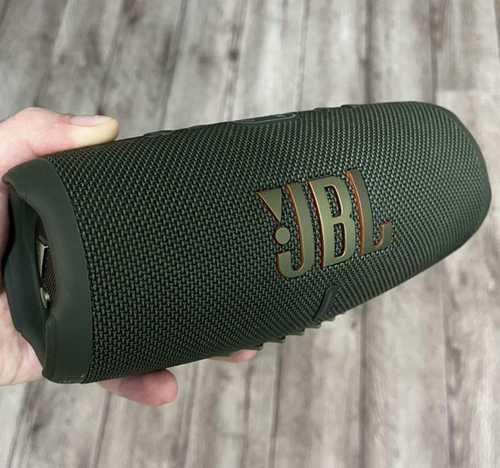 JBL charge 5