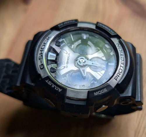 Наручные часы Casio G-Shock ga200