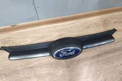 Решетка радиатора от Форд Фокус 3
