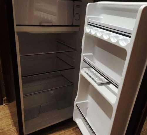 Барный холодильник Tesler RC-95 wood