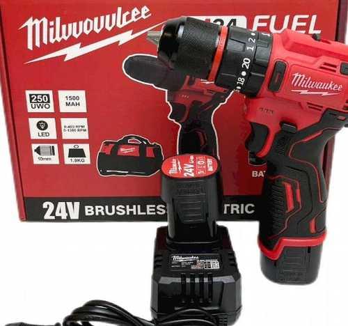 Шуруповерт бесщеточный ударный Milwaukee 24V